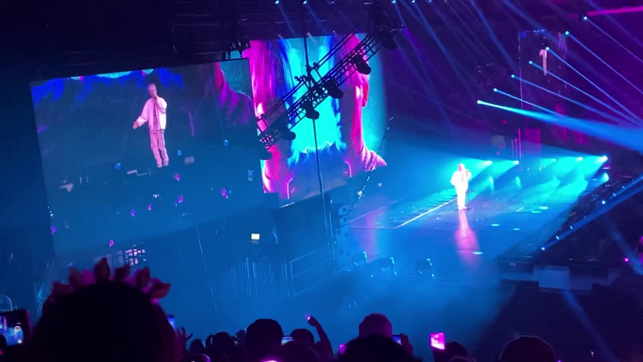 Baek Hyun - UN Village in SUPER M concert : We Are the Future in ...