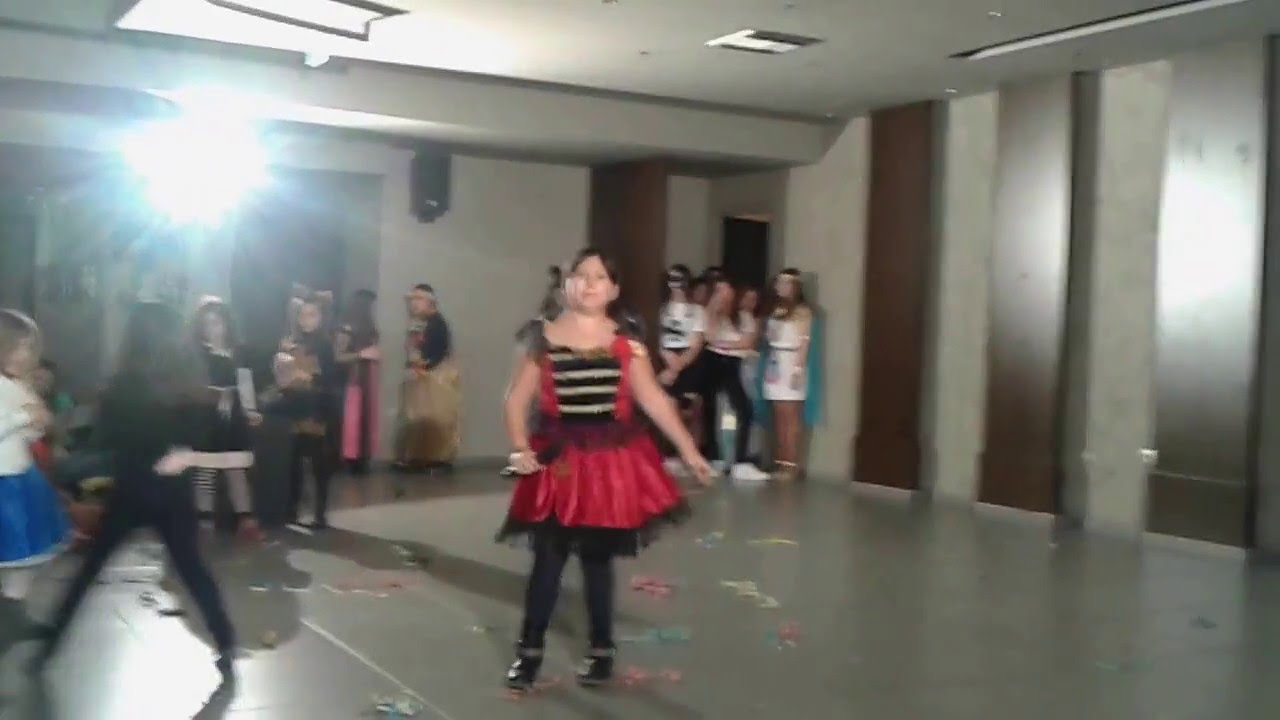 ELIZA JUNIOR SHOW 16 APOKRIES PARTY GALERY - YouTube