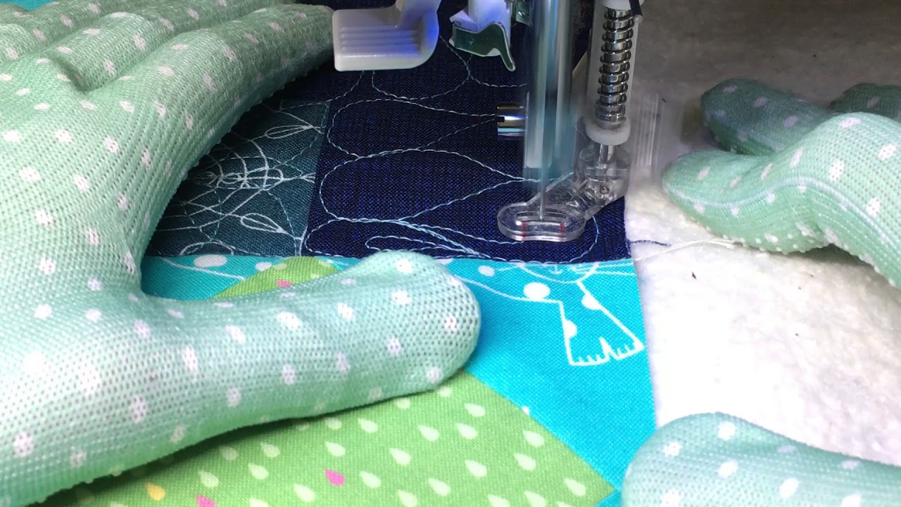 How to Quilt Double Loop Ribbon Candy - YouTube