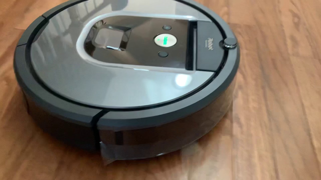 How Is IRobot Roomba 960 Working? - YouTube