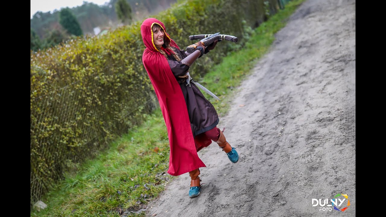 Heretic 1 Corvus cosplay in run party - YouTube