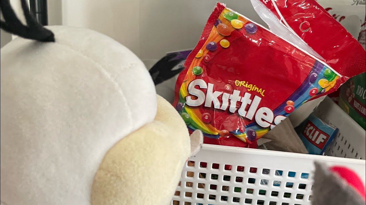 If Morton haves candy - YouTube