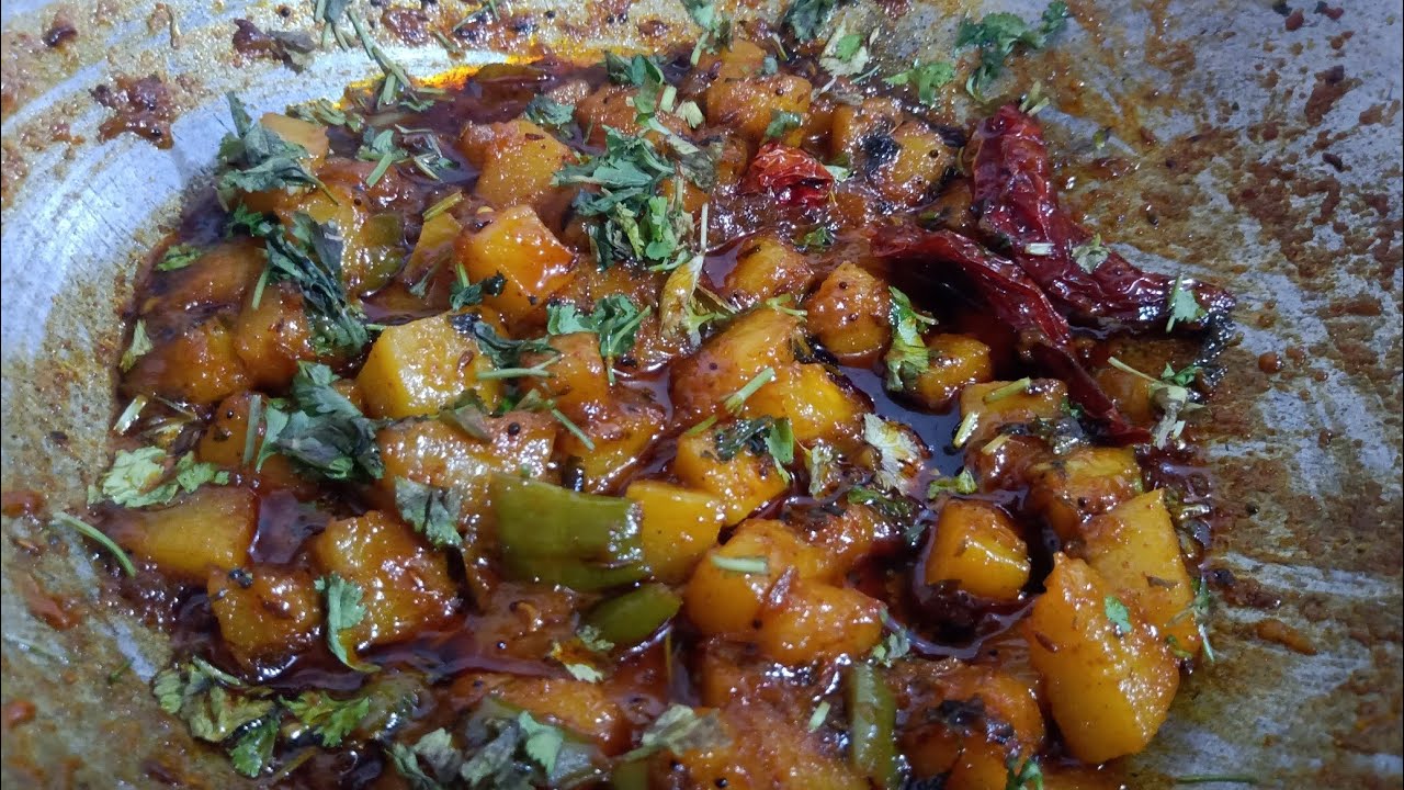 कद्दू की खट्टी मीठी सब्जी kaddu , pumpkin ki sabji - YouTube