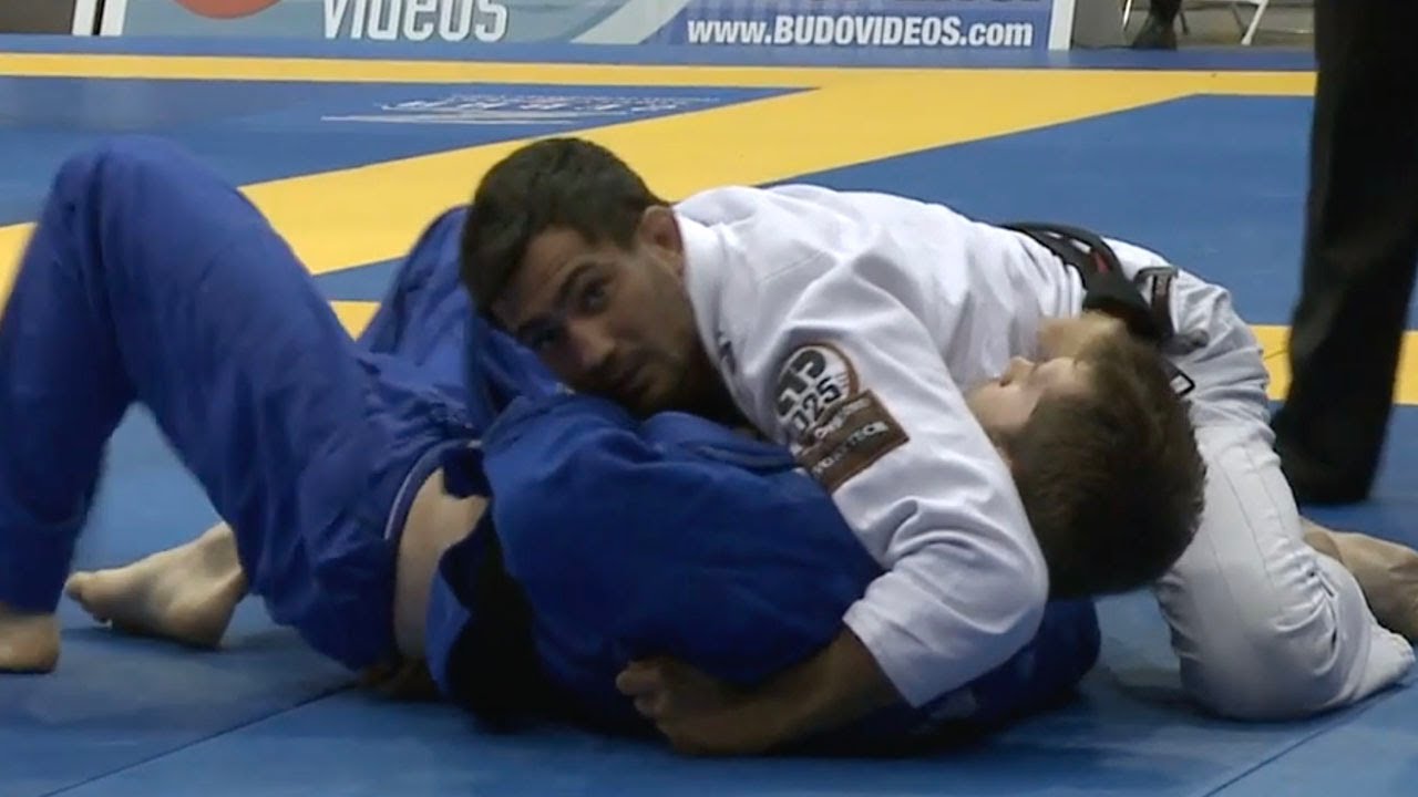 Lucas Leite VS Nicholas Albin / Pan Championship 2013 - YouTube