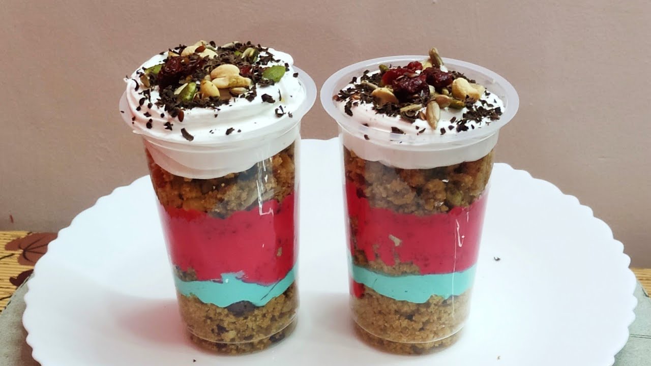 Dry Fruit Cake Trifle Recipe || Christmas Special Colourful Trifle ...
