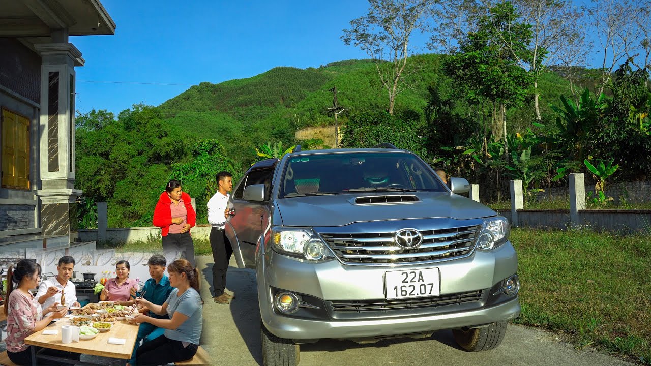 The engineer's family's special meal is very meaningful to the single ...