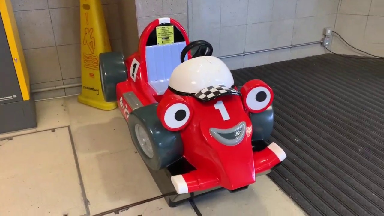 Jolly Roger Roary The Racing Car Kiddie Ride - YouTube