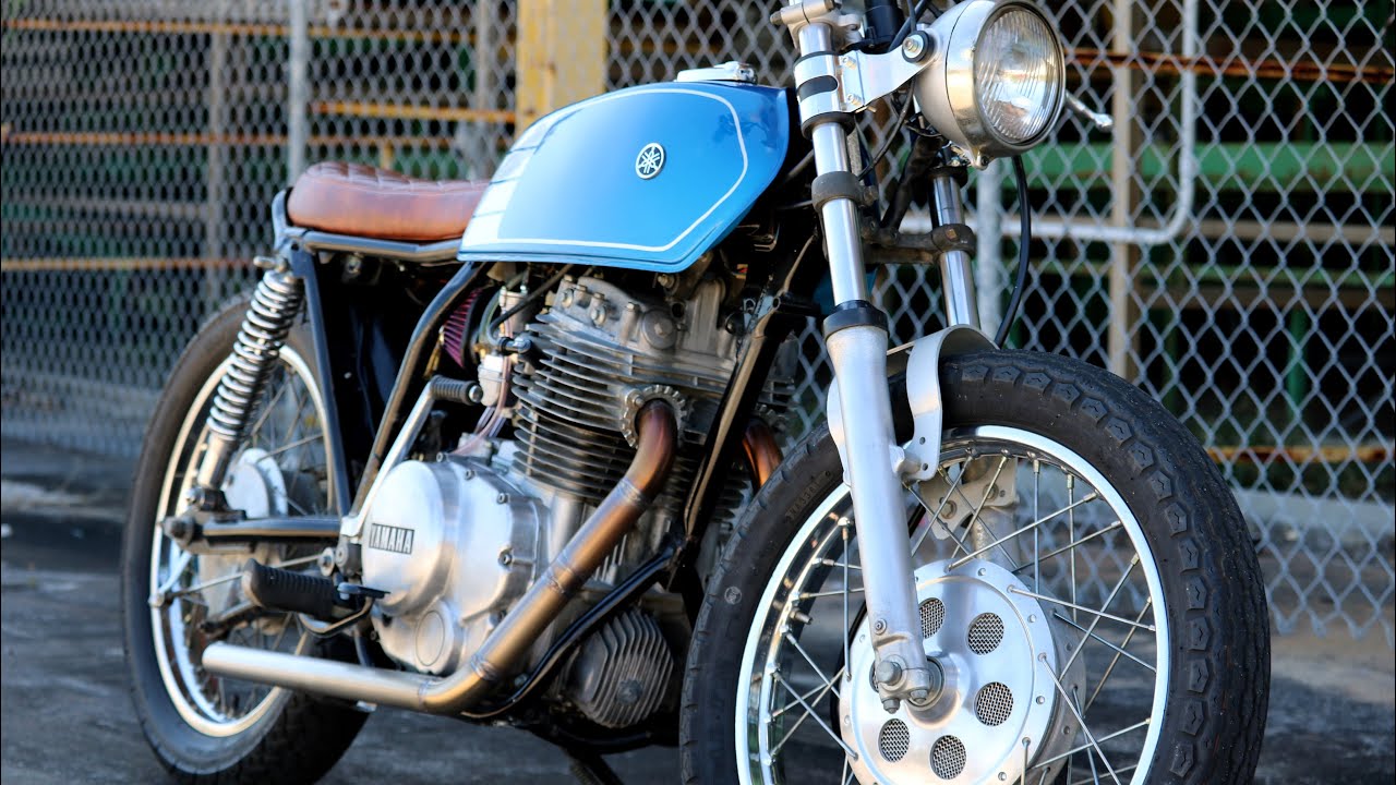 “Baby Blue” 1980 Yamaha XS400 custom brat tracker build by Forge ...