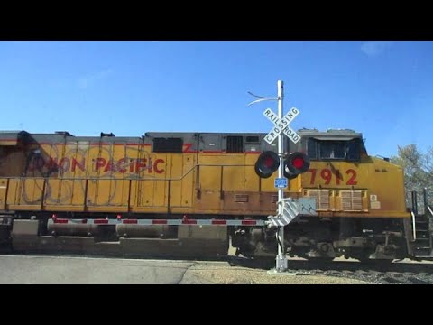 UP 7912 West CP 375 Filmed In Welch Township MN (4-14-2023) - YouTube