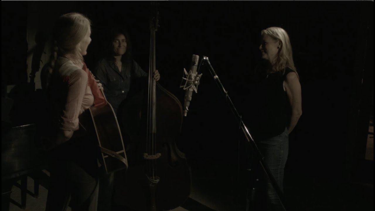 Kelly Willis, Brennen Leigh and Melissa Carper - I Have Met My Love ...