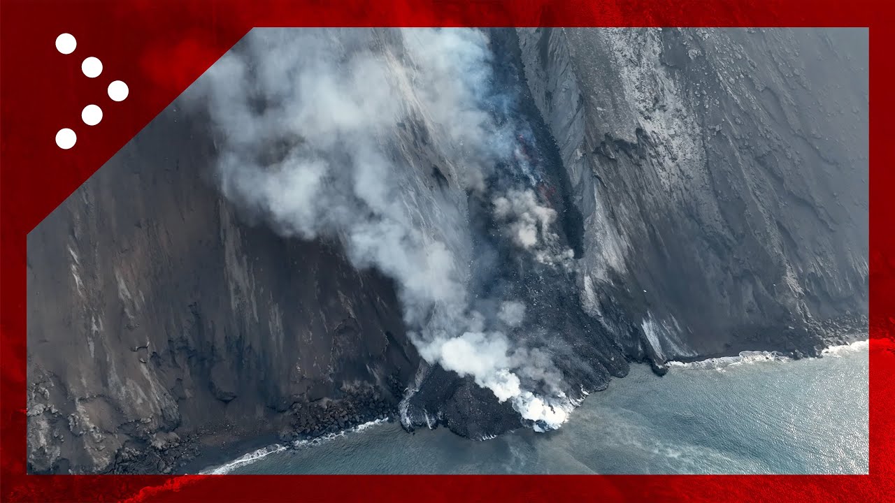 Stromboli, continua ad essere alimentata la colata: la lava raggiunge ...
