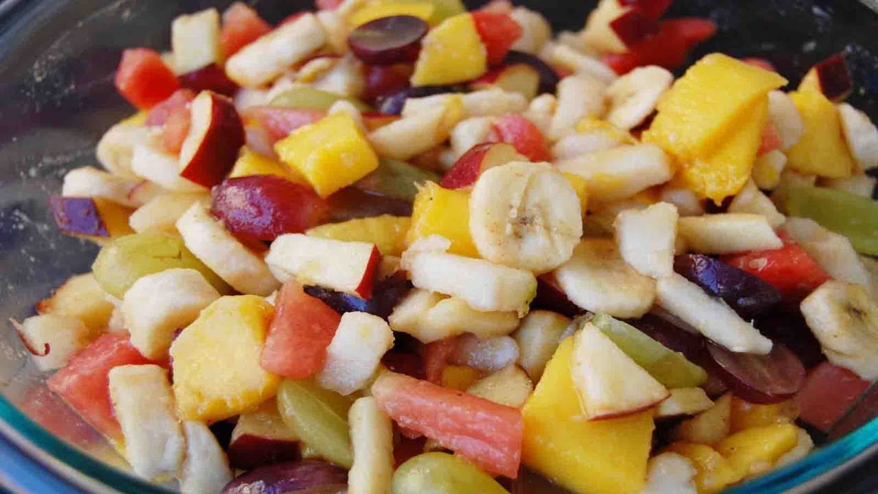 Khatti Meethi Fruit Chaat - Ramzan Recipe- Health and Food - YouTube