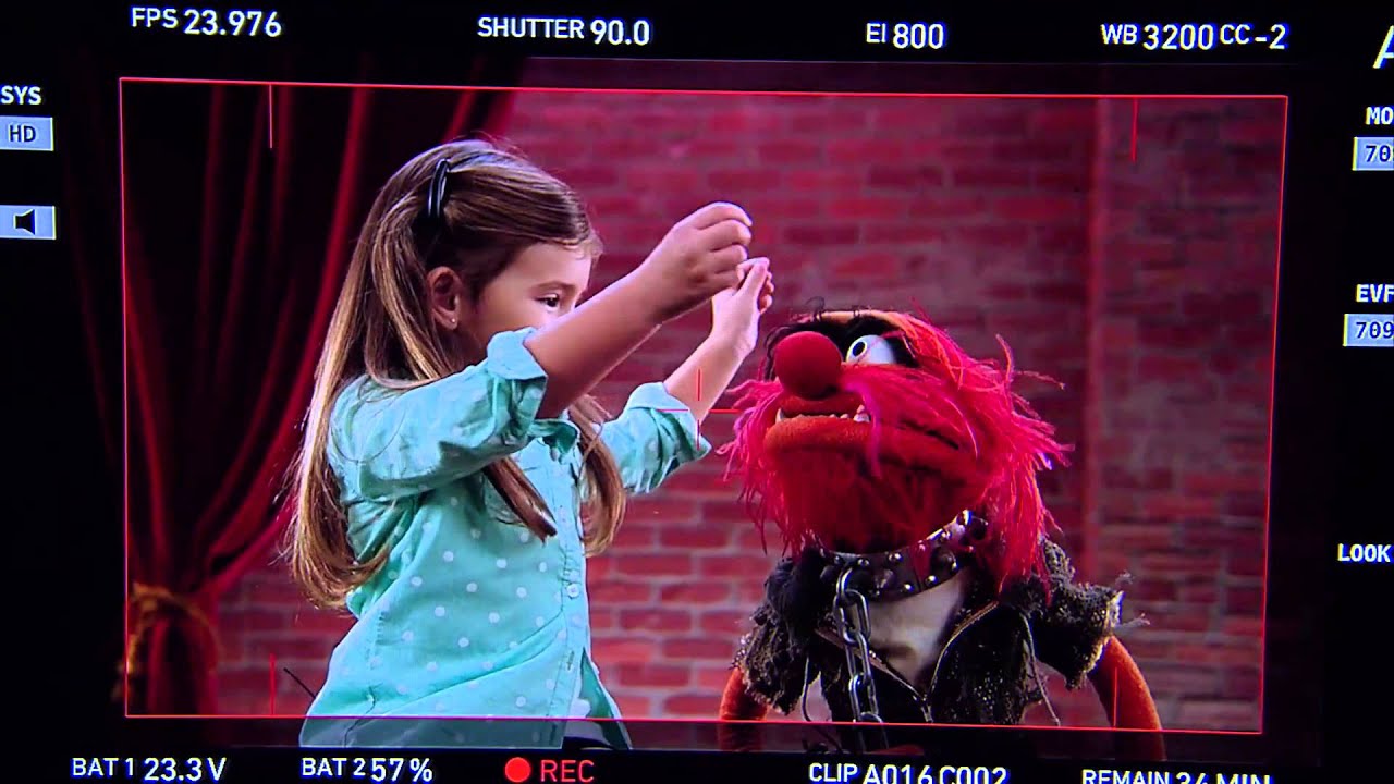'Muppet Moments' Behind-The-Scenes - Disney Junior - YouTube