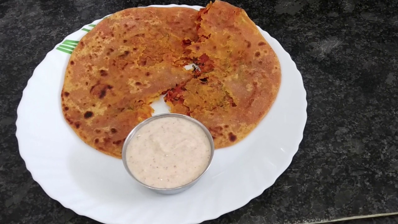 गाजराचे स्वादिष्ट पराठे || Gajar Paratha || Carrot Paratha || Simple ...