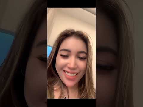 Tante ica emang cantik banget