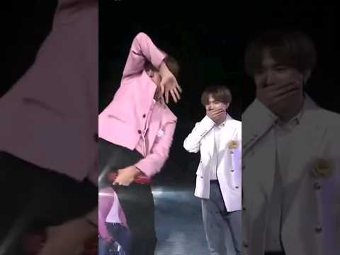 Suga's reaction😉🤭 for jhopehipthrust#Baepsae #jhope🤴#bts 💜#army #Suga😻