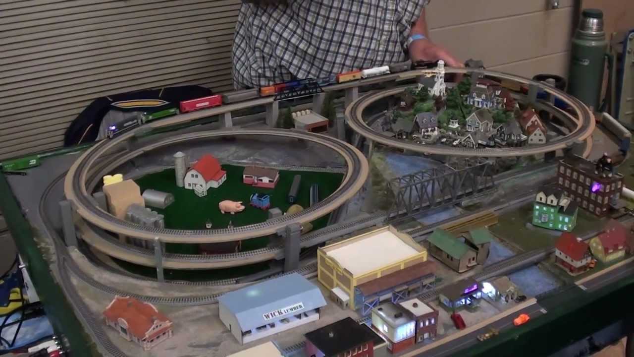 Lansing Model Railroad Club Train Show 2012 layouts - YouTube