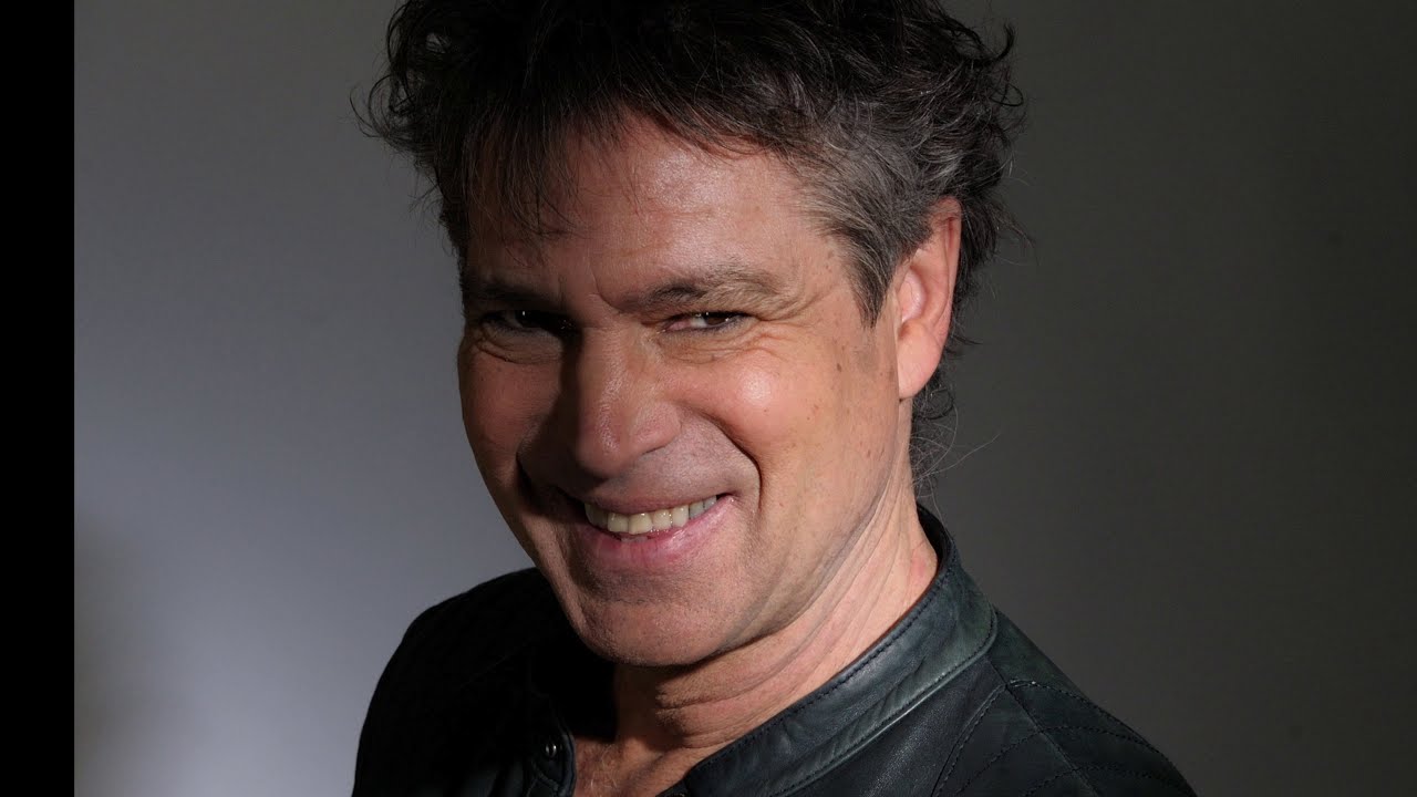 Roger Fisher's Finger Technique - YouTube