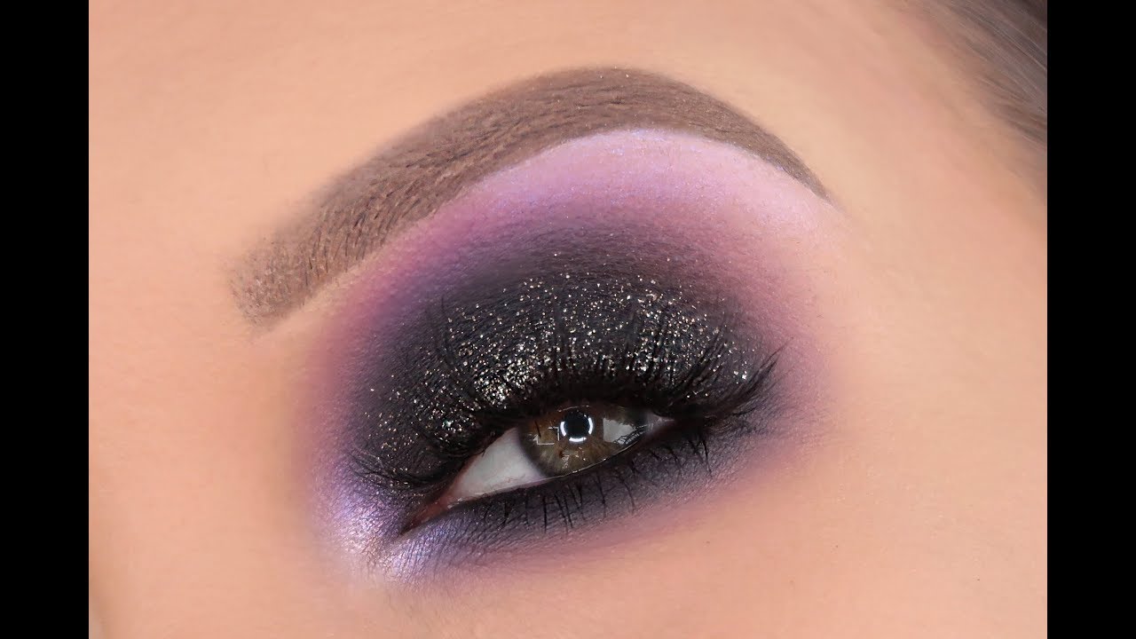 Glitter smokey eye | Holiday makeup tutorial - YouTube