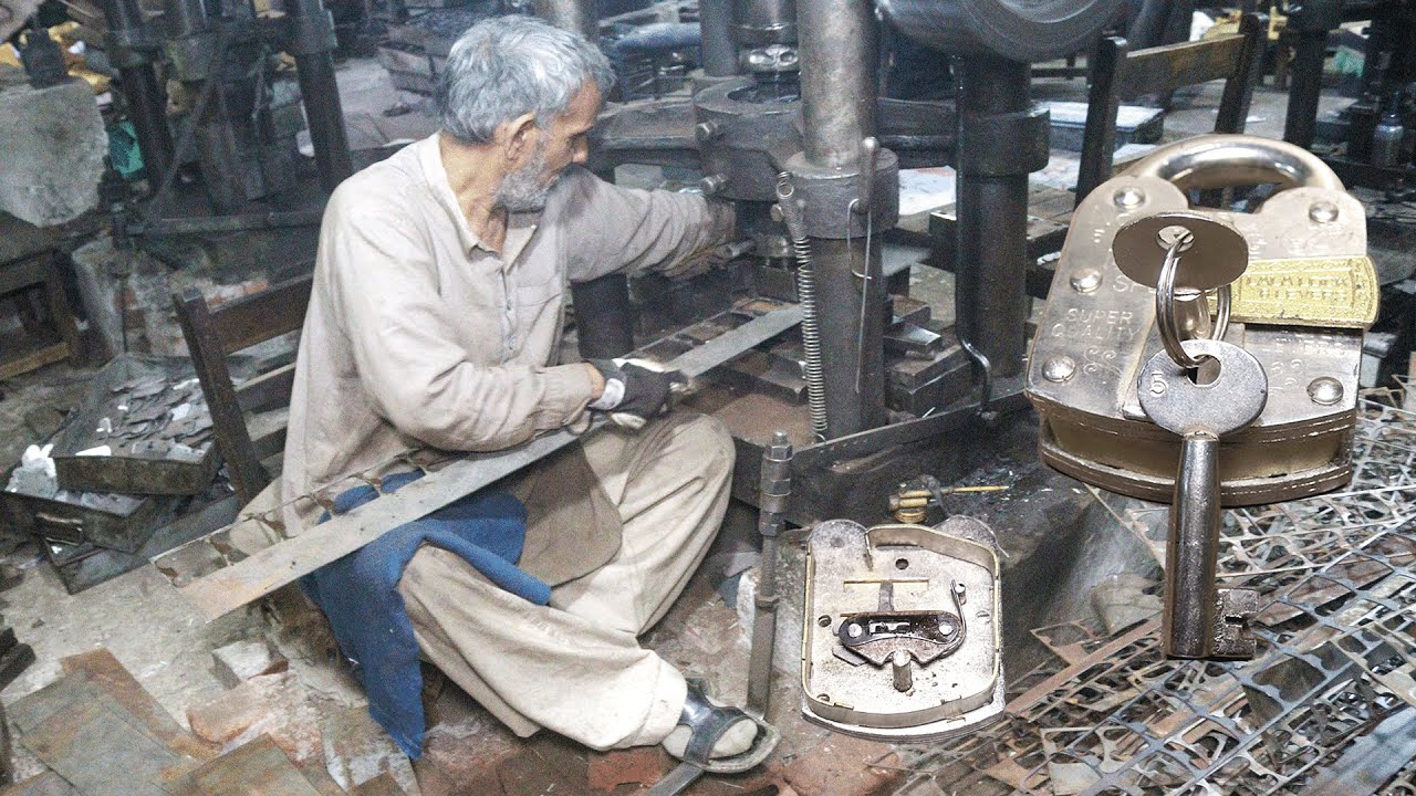 Production Process Of Making Safety Pad Lock In Factory || How Lock Are ...