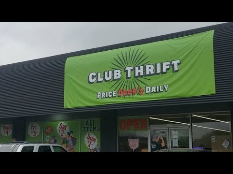 A Different Kind of Thrift Store -- Amazon Returns for a DOLLAR? - YouTube