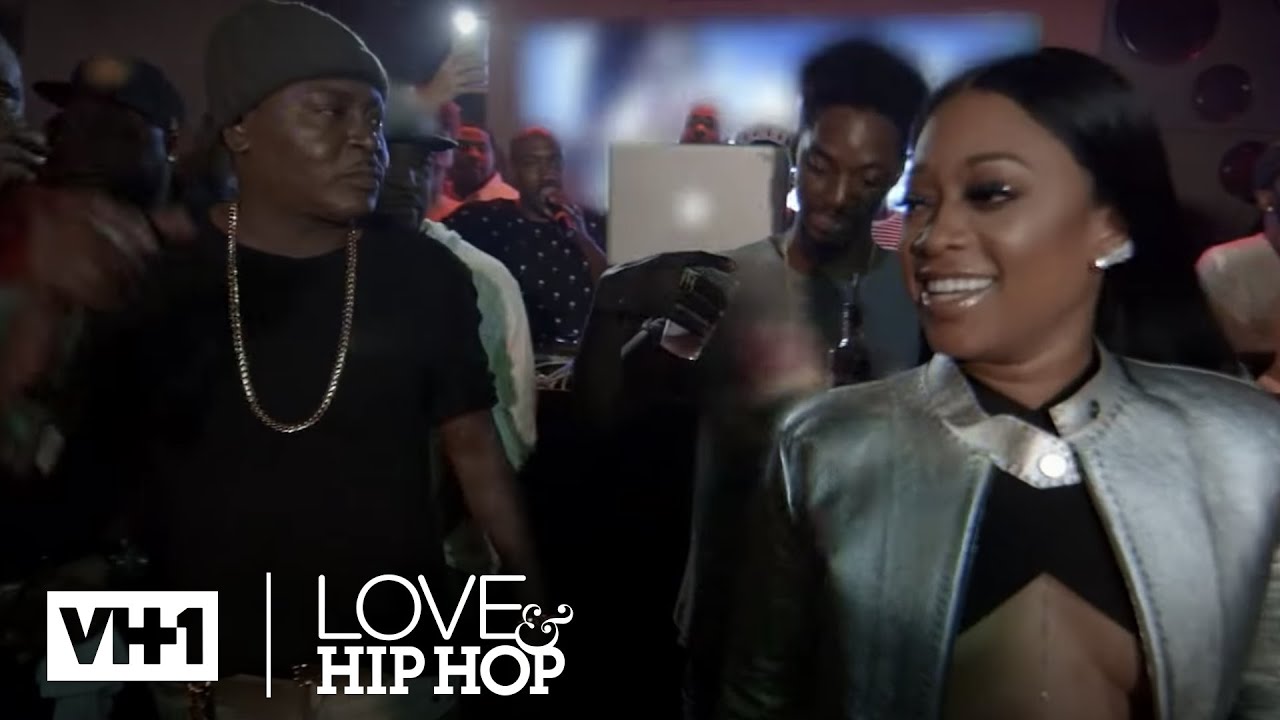Trick Daddy Spots His Wife At the Club | Love & Hip Hop: Miami - YouTube