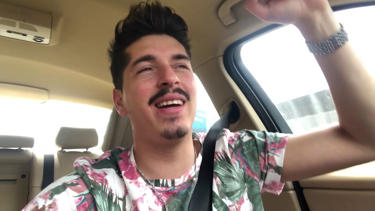 DJ Emre Özmen TOUR VLOG Life Of A DJ #1 - YouTube