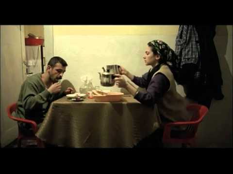 Ayak Altinda (En bas)