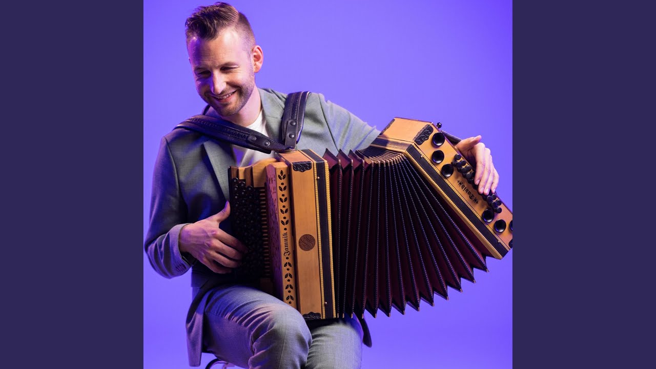 Venosta (feat. Marc Perin & Maeg) - YouTube