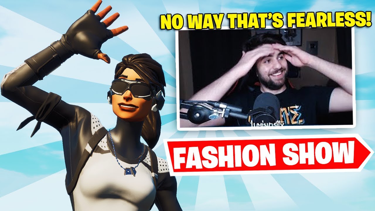 I STREAM SNIPED FASHION SHOWS with the Fe4RLess OUTFIT - YouTube