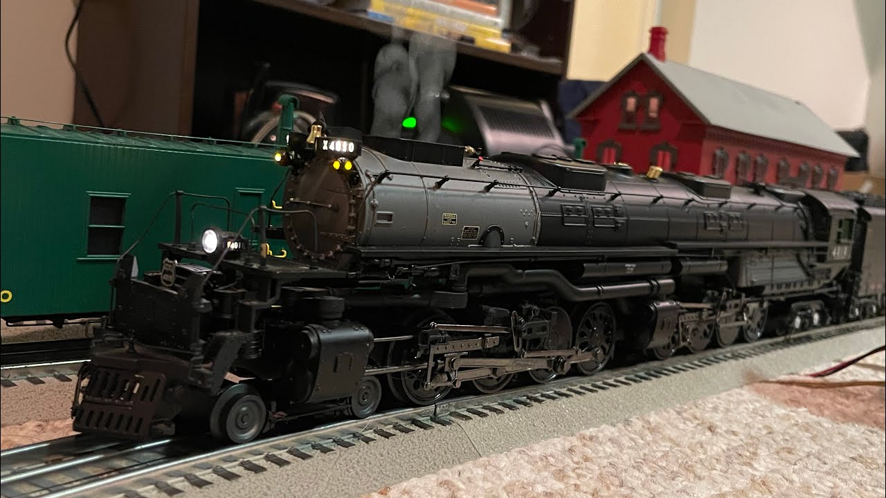 MTH, Union Pacific Big Boy! 4-8-8-4, Passenger Service. - YouTube