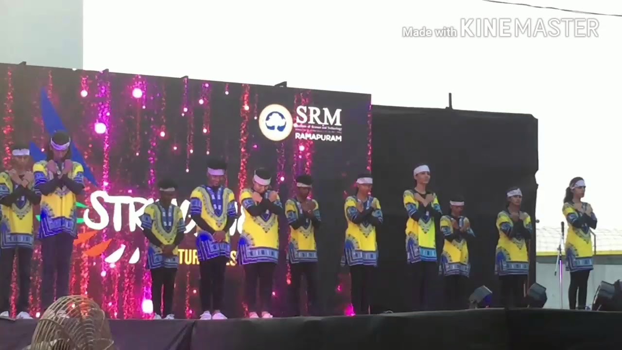Awesome dance performance at SRM University || STRINGZ'18 - YouTube