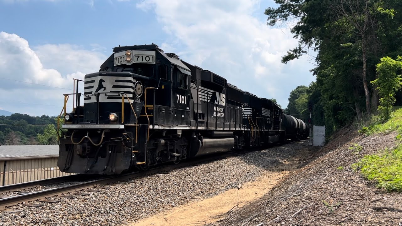 2 NS GP60’s leads local NS P89 with tank cars in Asheville NC w/drone ...