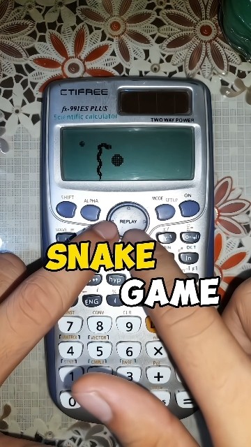 Playing Snake Game On Calculator 😂😱 #shorts #ytshorts - YouTube