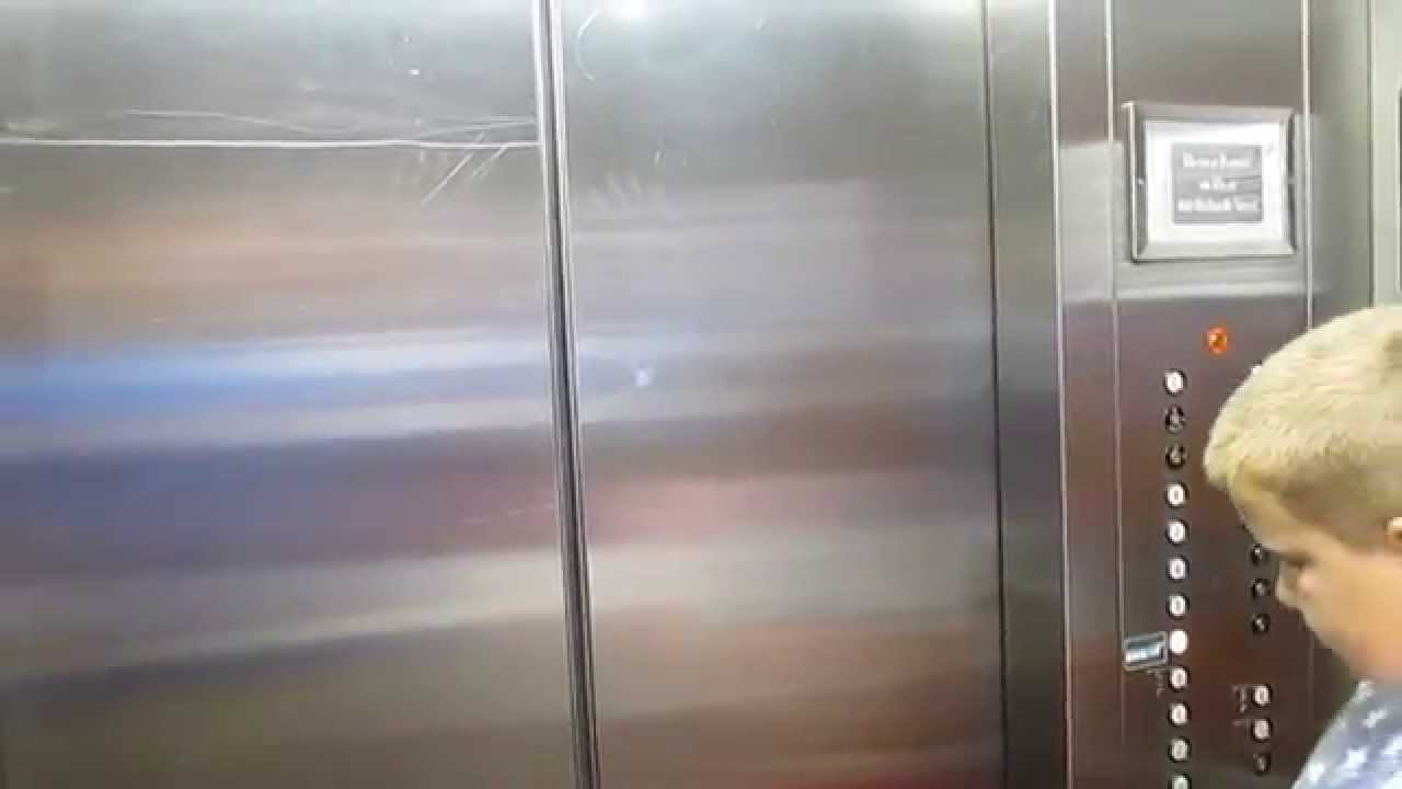 Elevator at the Sunsphere in Knoxville. - YouTube