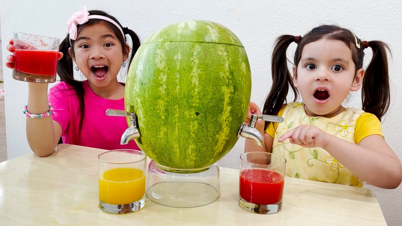 Emma and Ellie Pretend Play with Watermelon and Yummy Fruits and ...