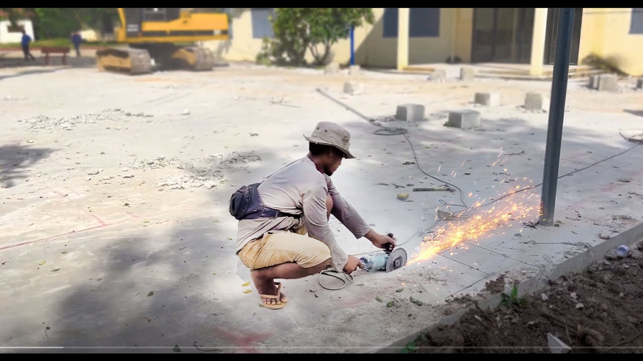 Concrete cutting and foundation breaking techniques - YouTube