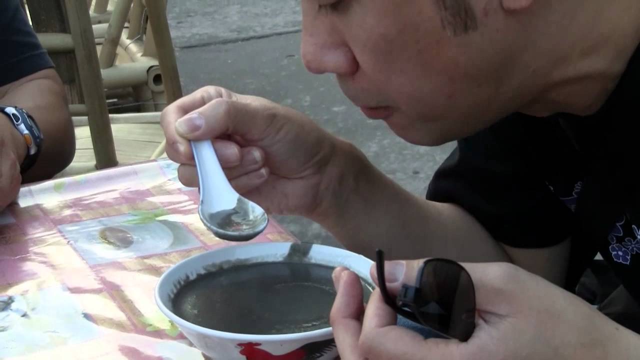 Exotic Chinese Dessert: Black Sesame Pudding In China - YouTube