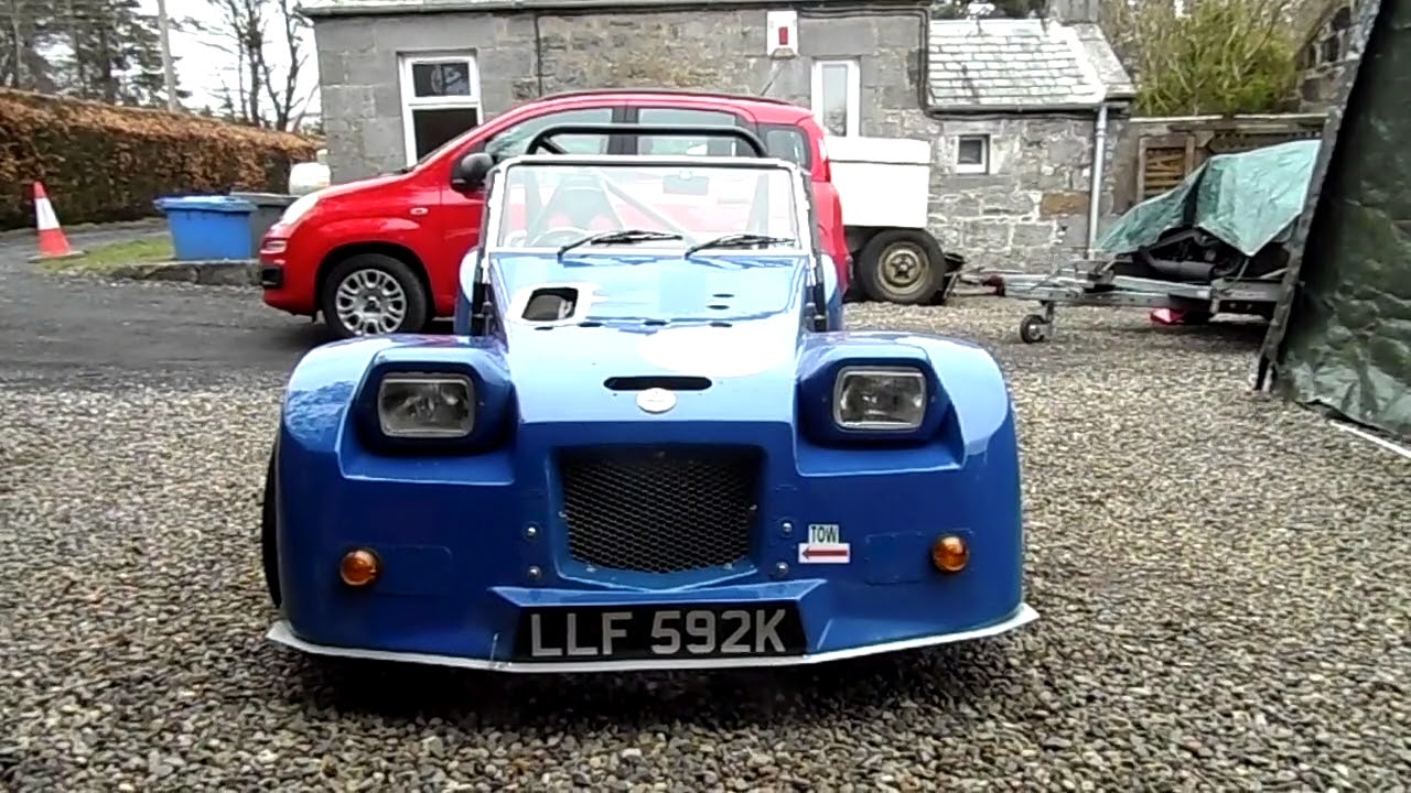 Welding and fitting ROPS to Sylva Leader Hillclimb Car - YouTube