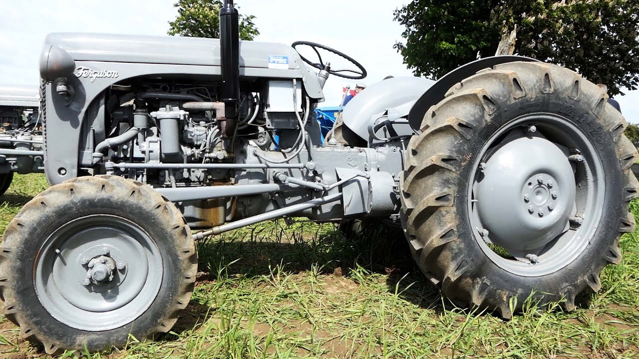 Ferguson 4WD "Selena Conversion" in the field ploughing w/ Ferguson ...