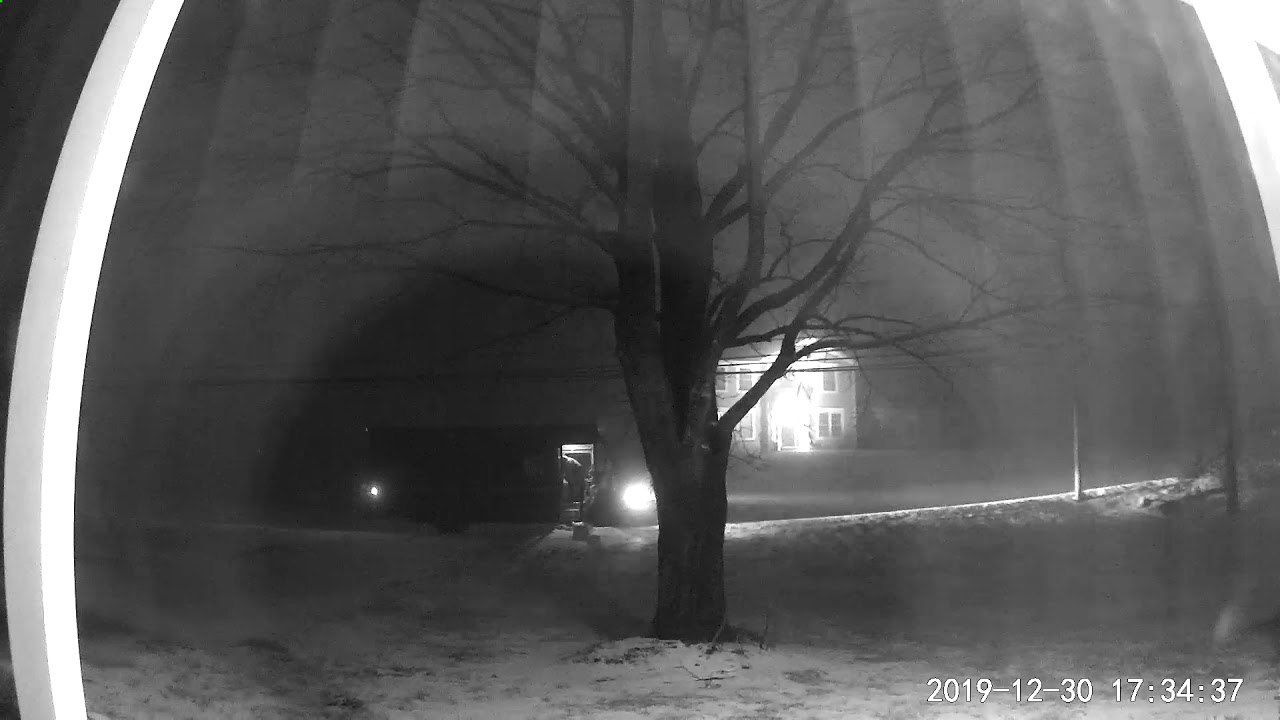 UPS Delivery tossing packages into snow - YouTube