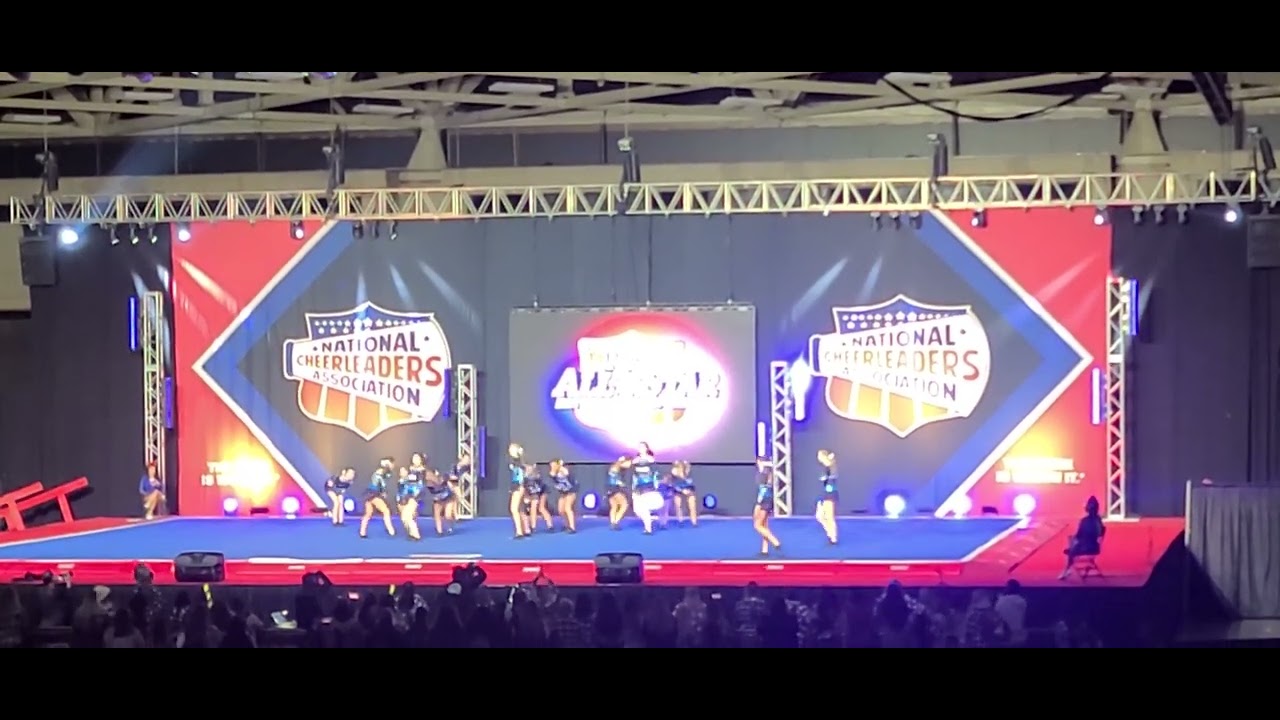 Gaby 2022 Cheer - YouTube