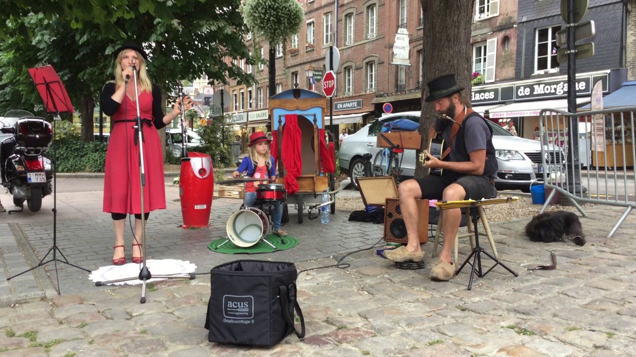 Wanda's Wagon at Honfleur - YouTube