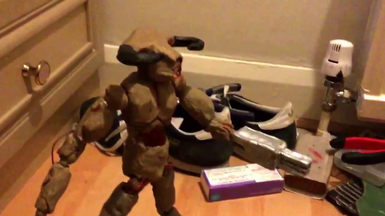 Classic (1993) DOOM cyberdemon custom action figure review - YouTube