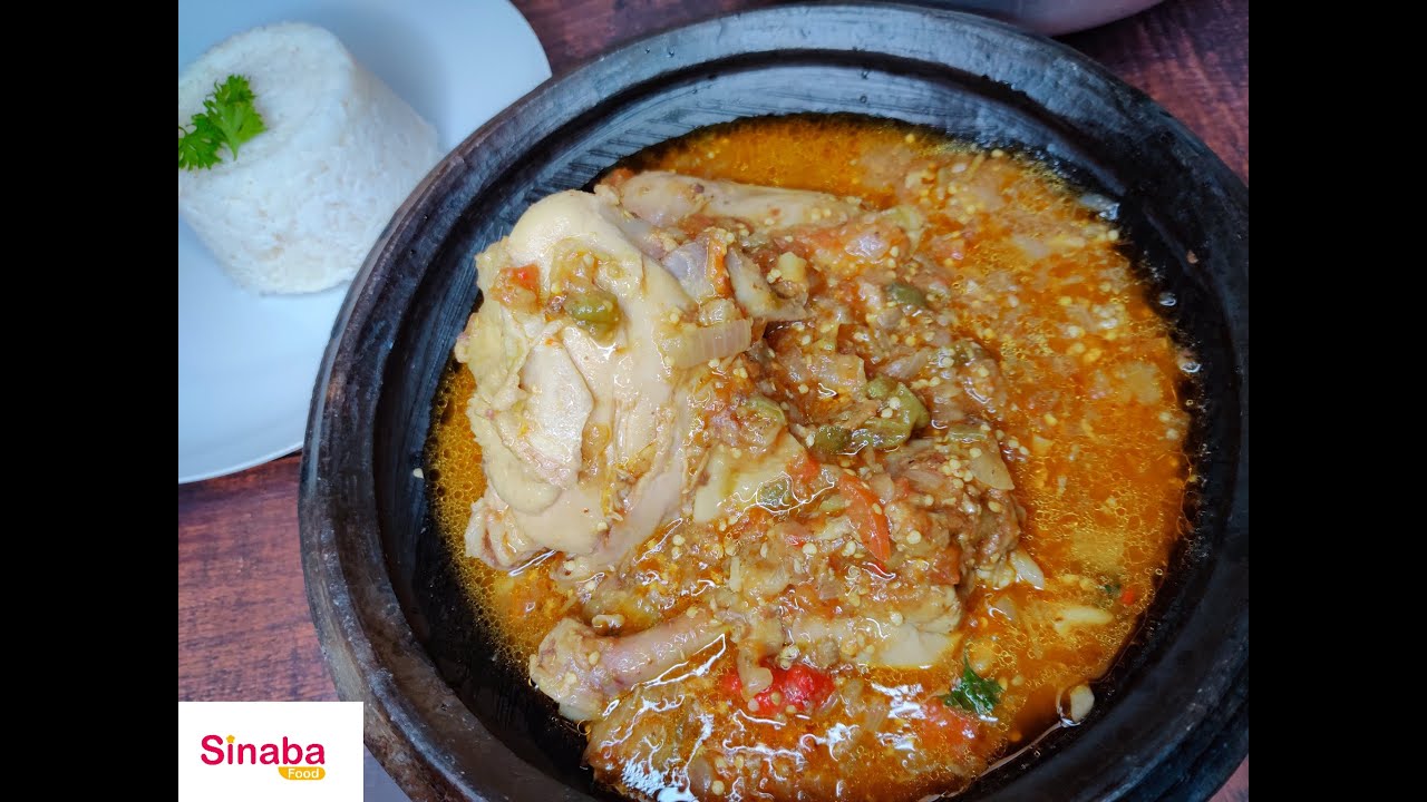 Kedjenou de Poulet Ivoirien / African Food Chicken Kedjenou Ivorian ...