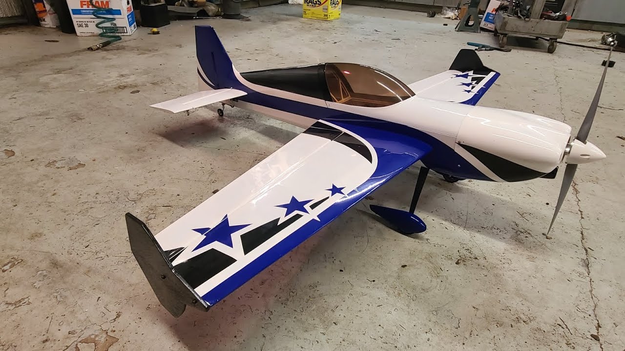 extreme flight 48 inch Maden - YouTube