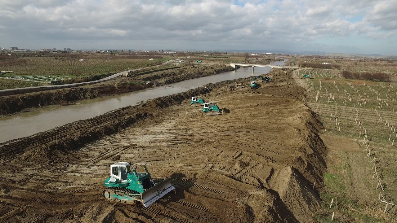 İş Makinaları Eğitimleri (Liebherr PR 754 Dozer) - YouTube