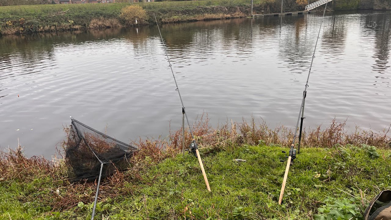 River aire pike fishing ! - YouTube