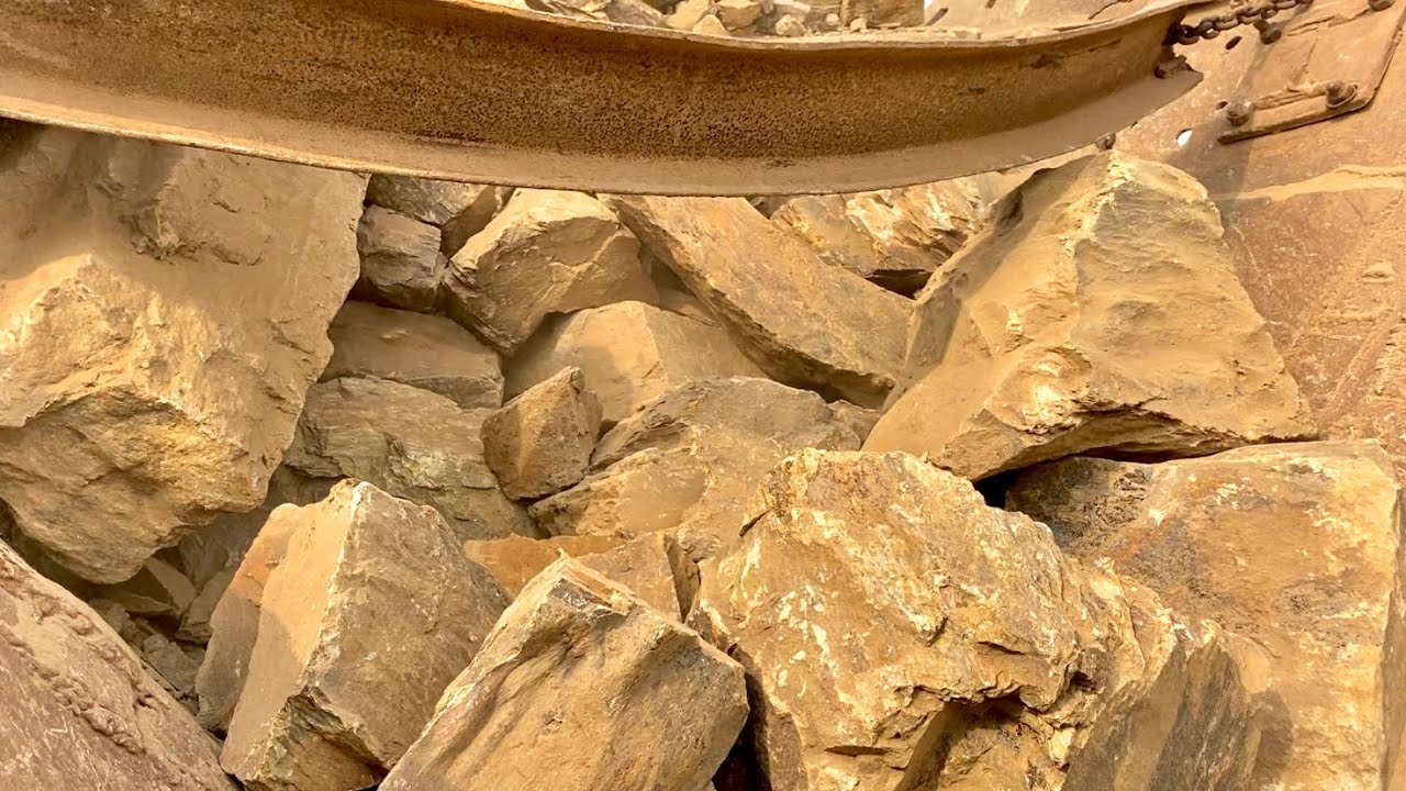 Amazing Quarry Primary Rock Crushing Machine Working || Setisfying Rock ...
