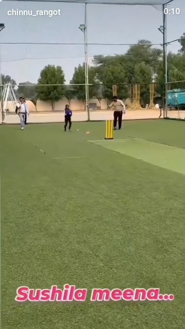 Susila meena cricket 🏏 best boler - YouTube